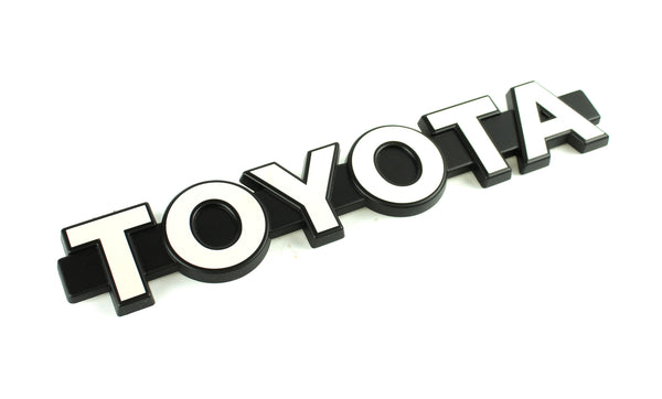 Emblem - Front Grille - OEM - FJ60 1980-1987 - Cruiser Corps